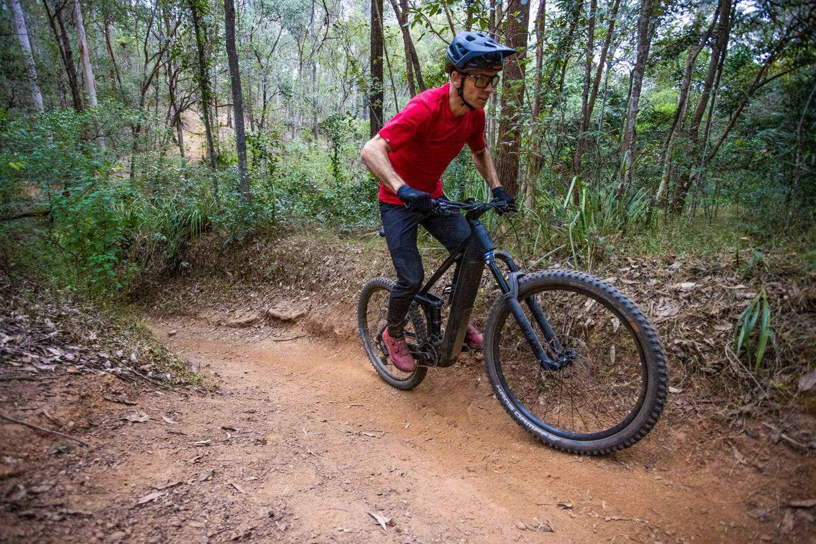 How to Balance Mountain Biking and Running with an e-MTB – RANDRIDE